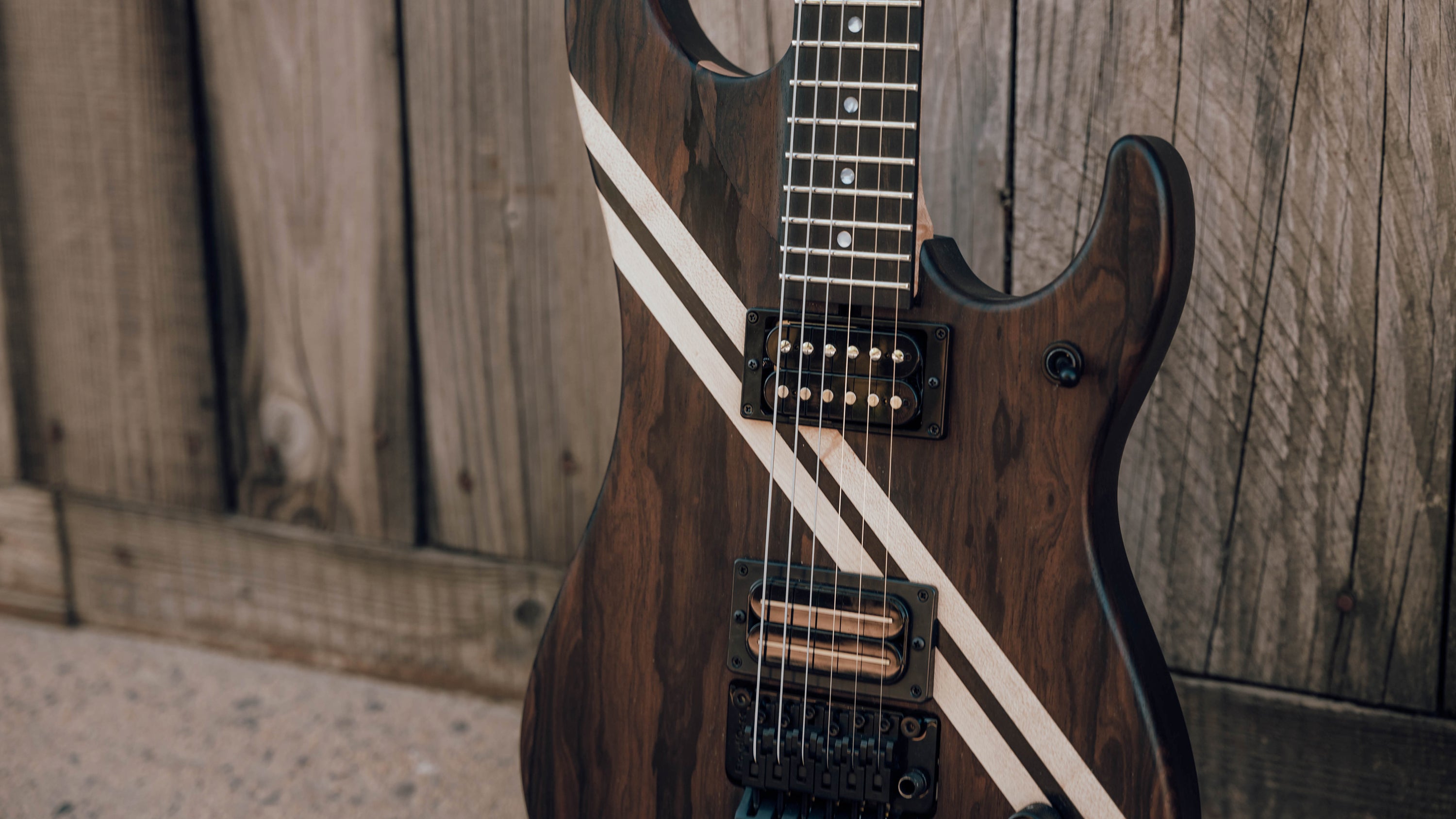 Nuno Guitars | Official Site of Nuno Bettencourt’s Signature Guitars